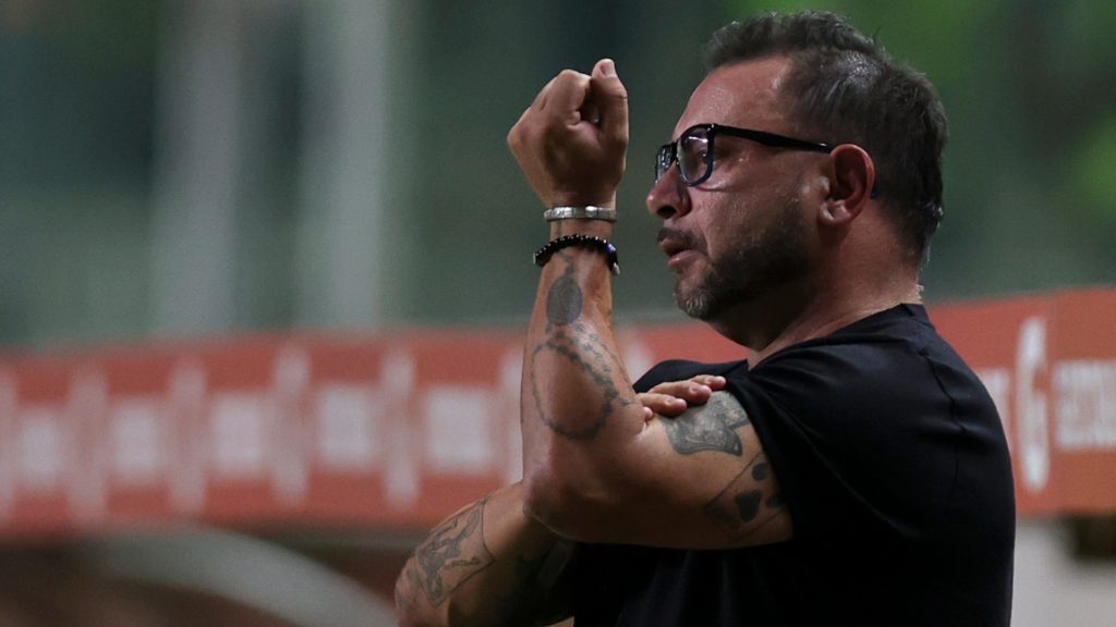 Mohamed desabafa sobre Atlético-MG e faz pedido ao elenco - Sportbuzz