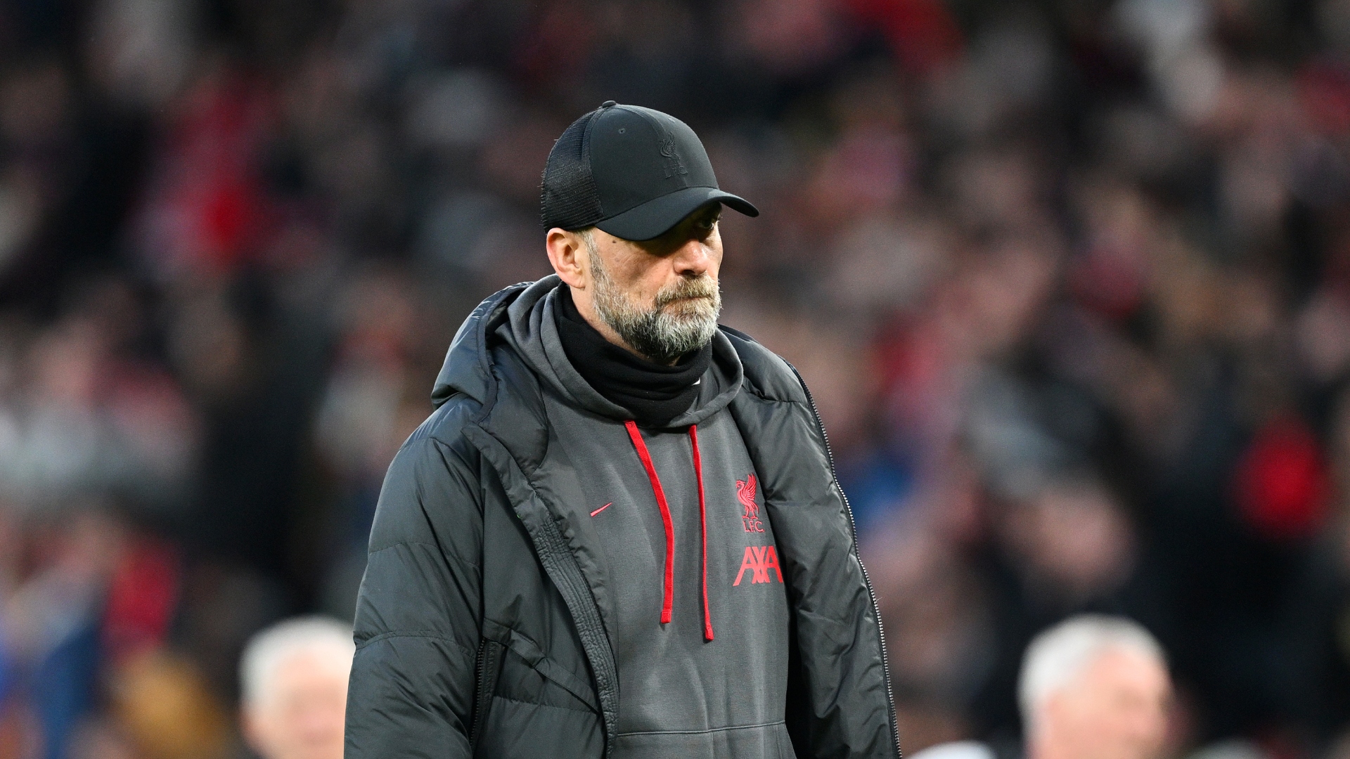 Jürgen Klopp se irrita com jornalista após derrota e abandona ...