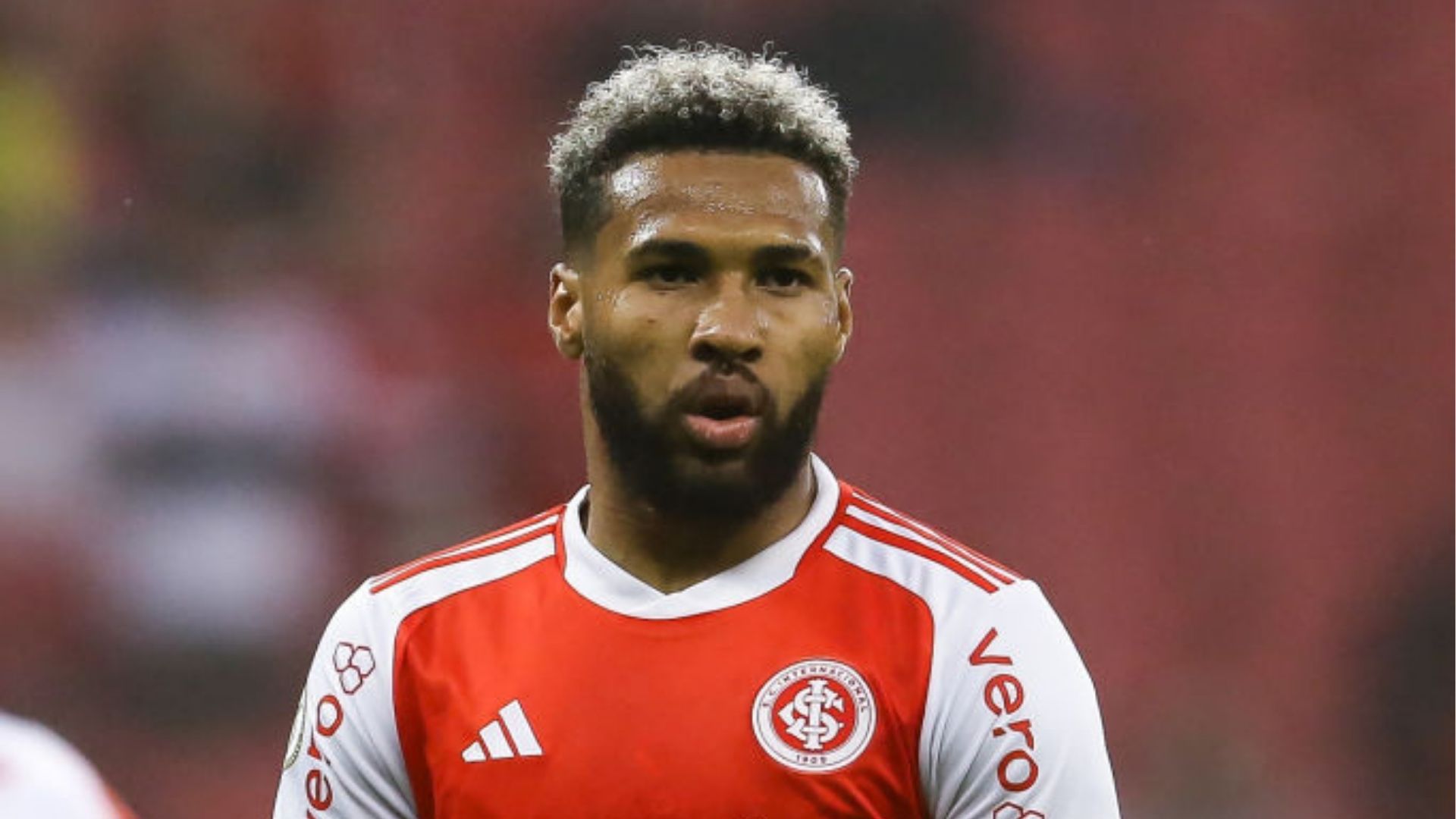 Wesley, do Inter, perde o pai após grave acidente de moto - Sportbuzz