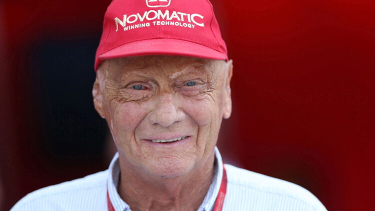 A incrível volta de Niki Lauda após suas queimaduras - Sportbuzz