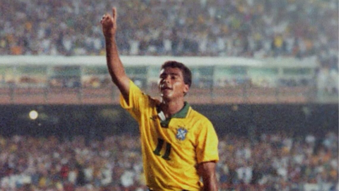 A trajetória de Romário: da estreia no Vasco às conquistas e recordes ...
