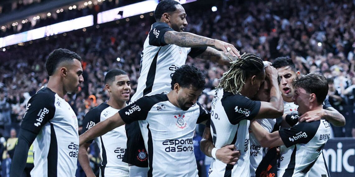 Corinthians vence São Paulo com gols de Yuri Alberto e Memphis - Sportbuzz